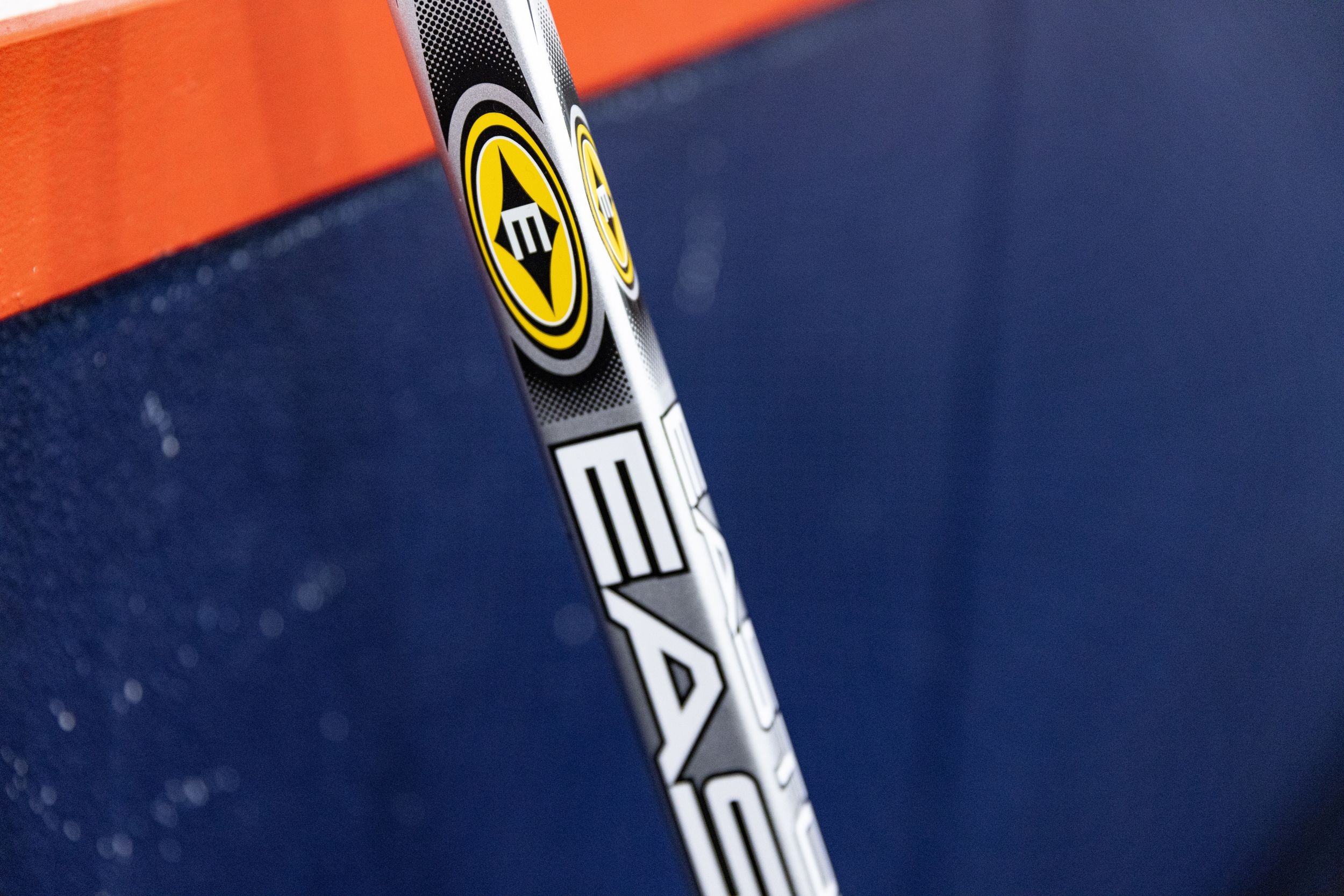 Easton Synergy 60" Senior Hockey Stick | SportChek