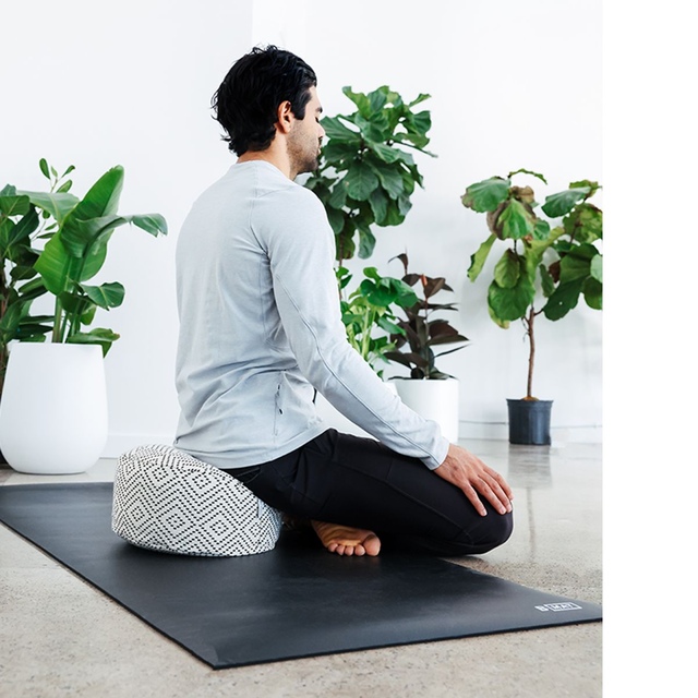 B Yoga Calm Meditation Cushion with Cover | SportChek
