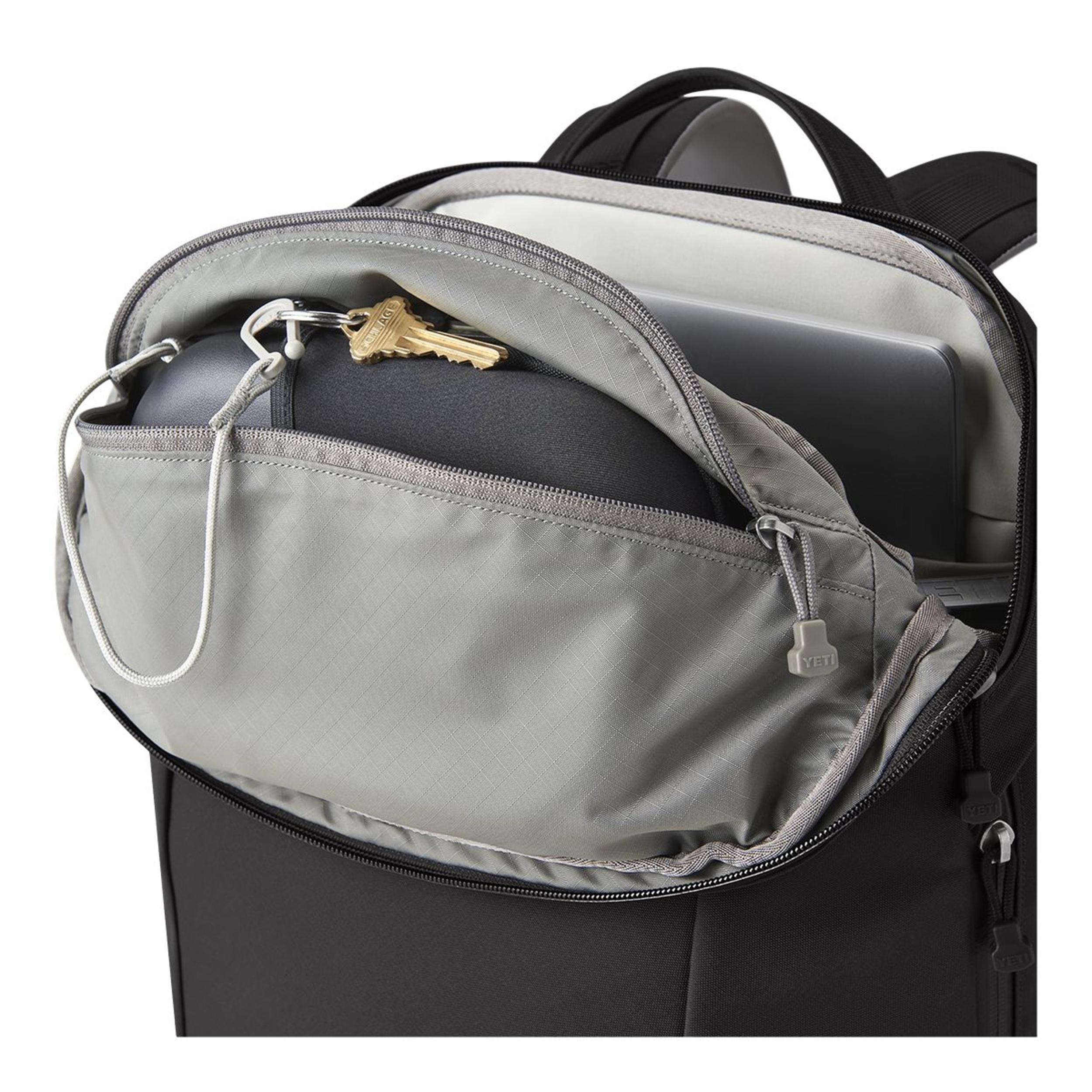 YETI Crossroads 22L Backpack | Atmosphere