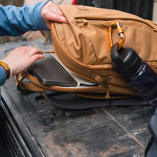 YETI Crossroads 27L Backpack | SportChek