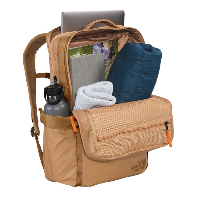 The North Face Basecamp Voyager Daypack | SportChek