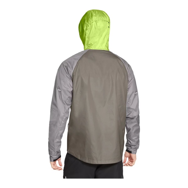 Nike Men's Running Trail Windrunner Jacket | SportChek