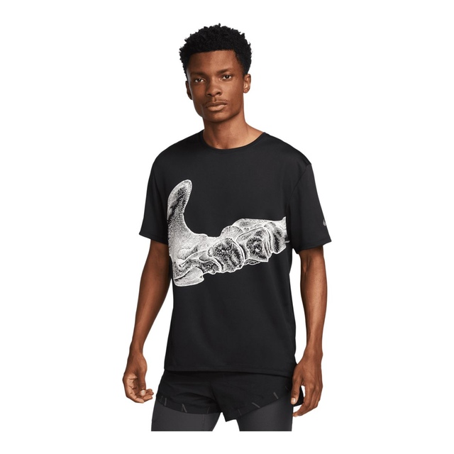 Nike Men's Miler Run Division Graphic T Shirt | SportChek