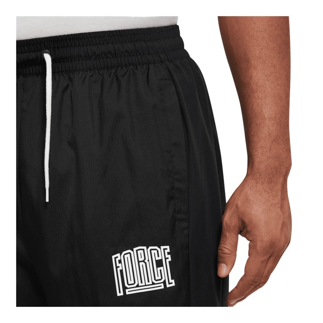 Nike Men's Dri-FIT Standard Issue Pants | SportChek