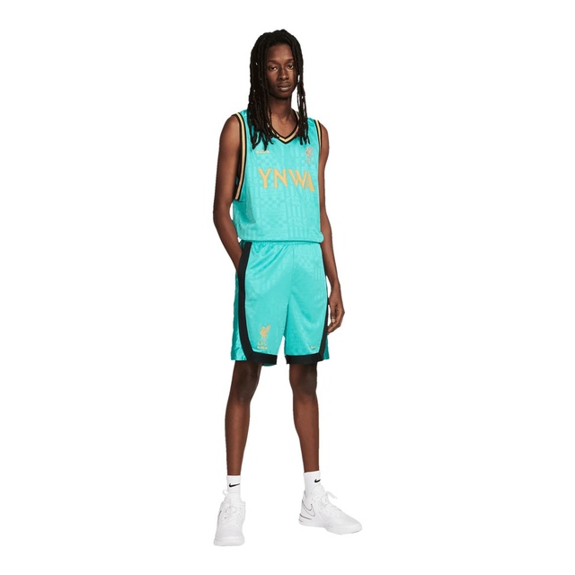 Nike Men's LeBron James Liverpool FC DNA 8 Inch Shorts | SportChek