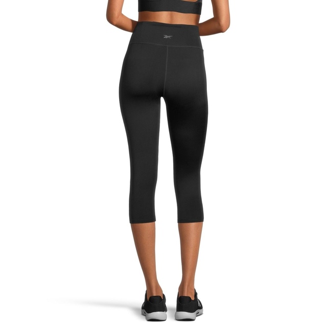 Reebok Women's Workout Basic Capris | SportChek