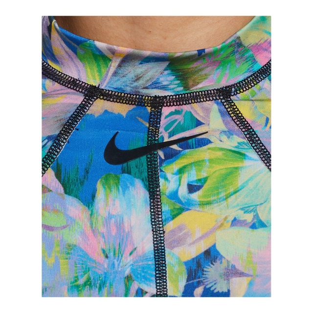 Nike Women's Crop Hydro Long Sleeve Rashguard | SportChek