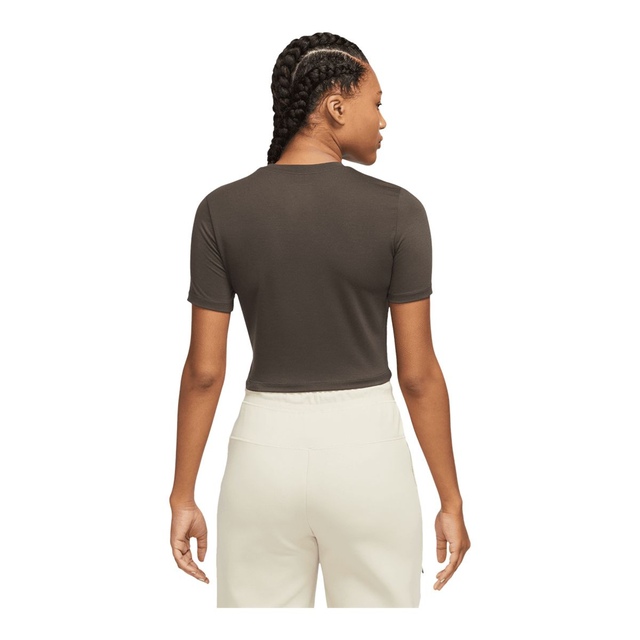 Nike Women's Essentials Slim Cropped LBR T Shirt | SportChek