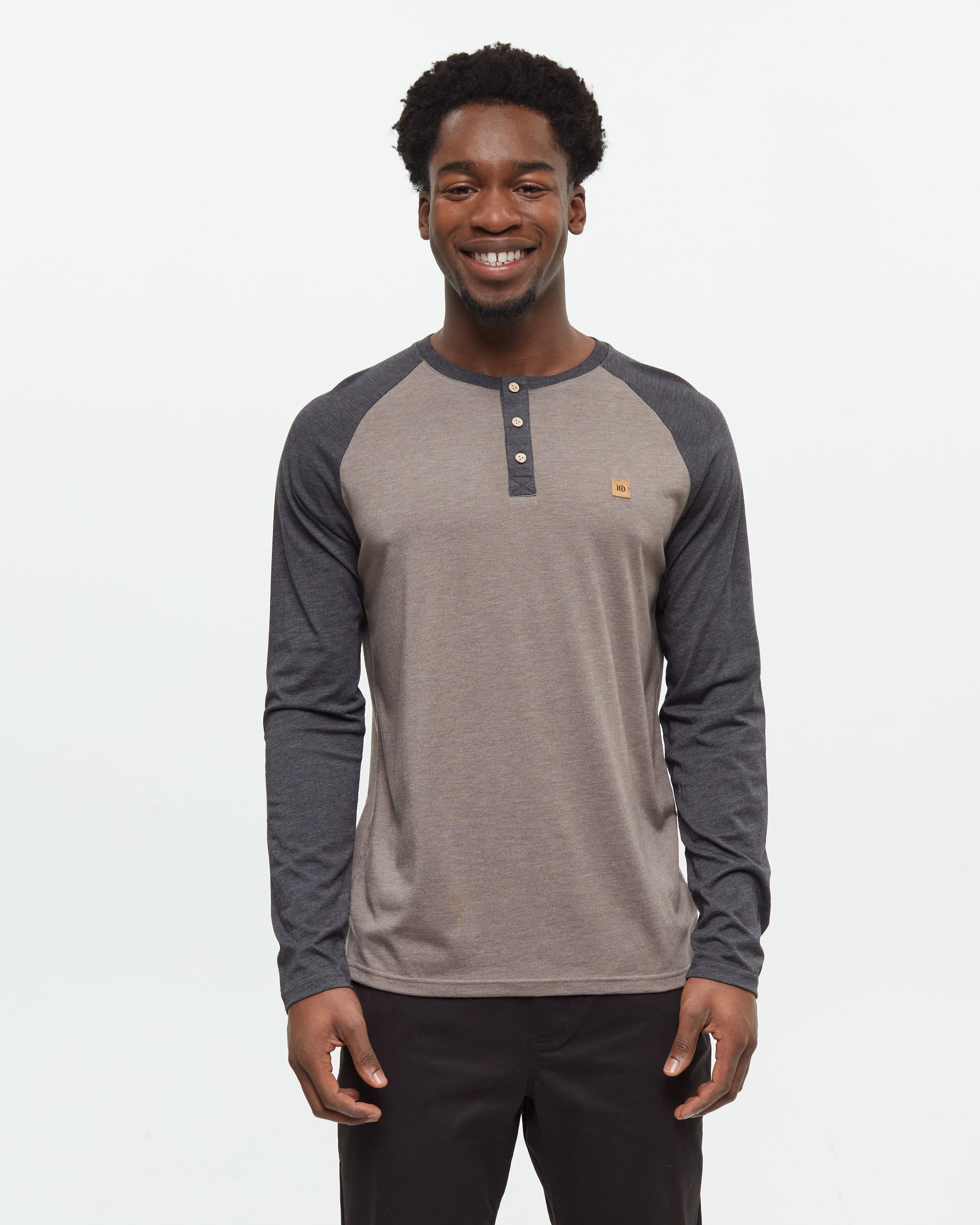 Tentree Men's Baker Henley Long Sleeve Shirt | SportChek