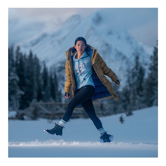 Woods Women's '82 Everest Pullover Hoodie, Kangaroo Pocket | SportChek