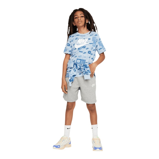 Nike Boys' Club Seasonal HBR All Over Print T Shirt | SportChek