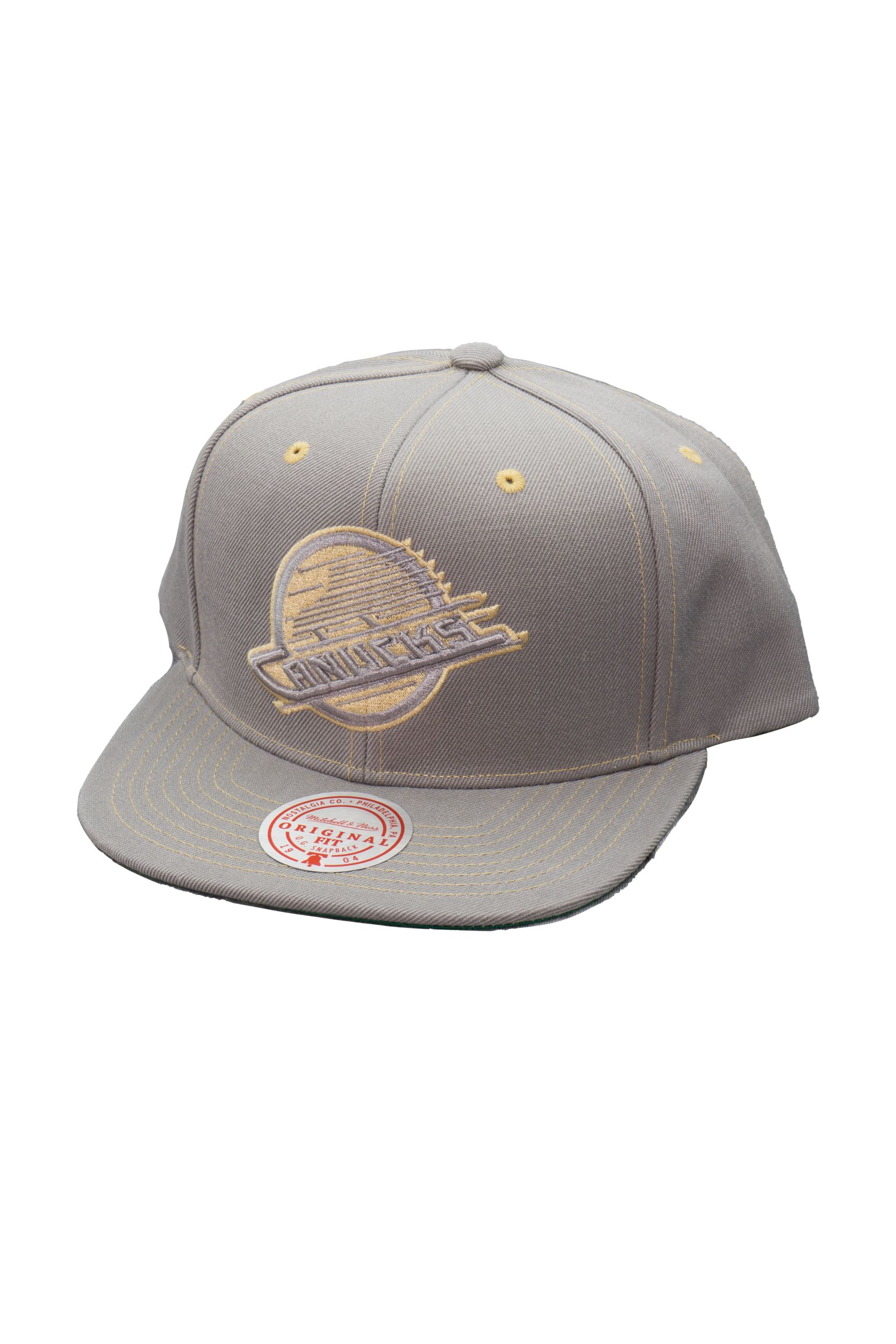 Vancouver Canucks Mitchell & Ness Contrast Natural Snapback Cap | SportChek