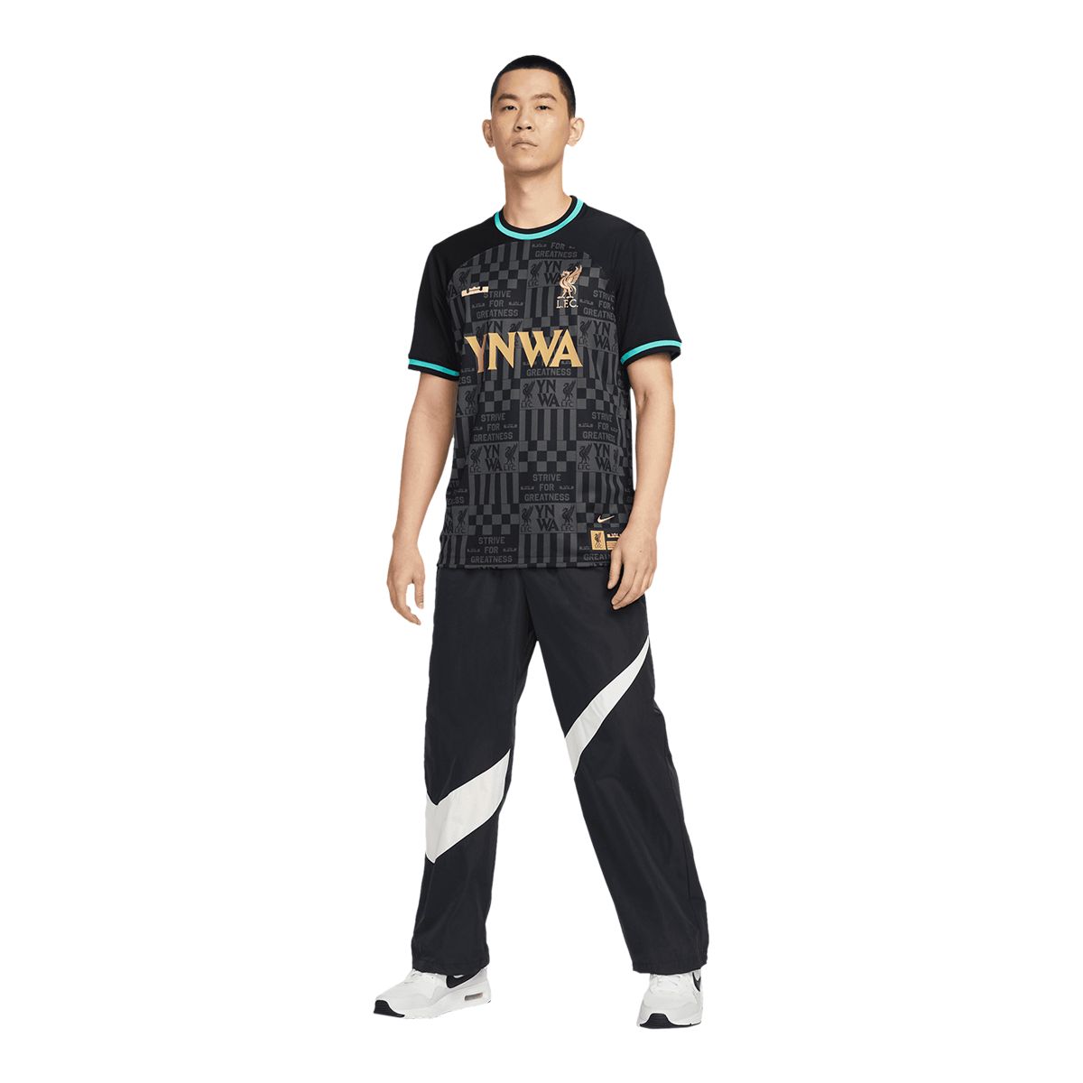 Liverpool F.C. Nike Replica LeBron Collab Jersey | SportChek