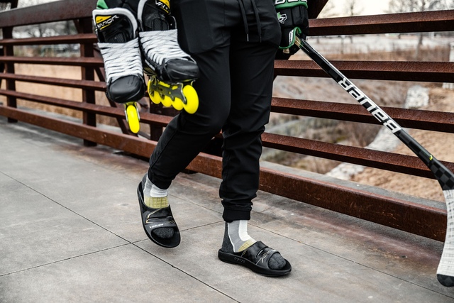 Bauer Men's OOFOS Sport Slide Sandals | SportChek