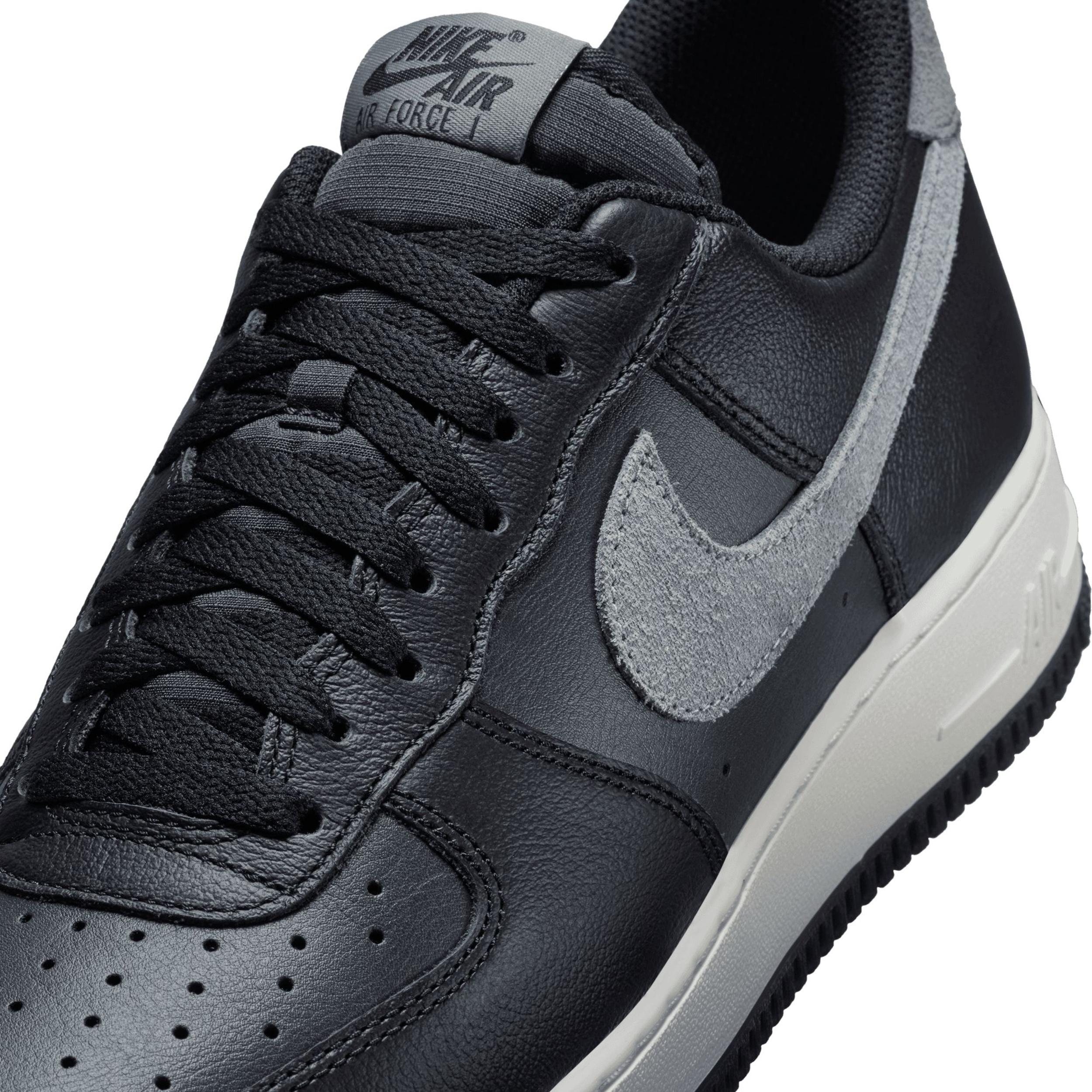 Nike Men's Air Force 1 '07 LV8 Shoes | SportChek
