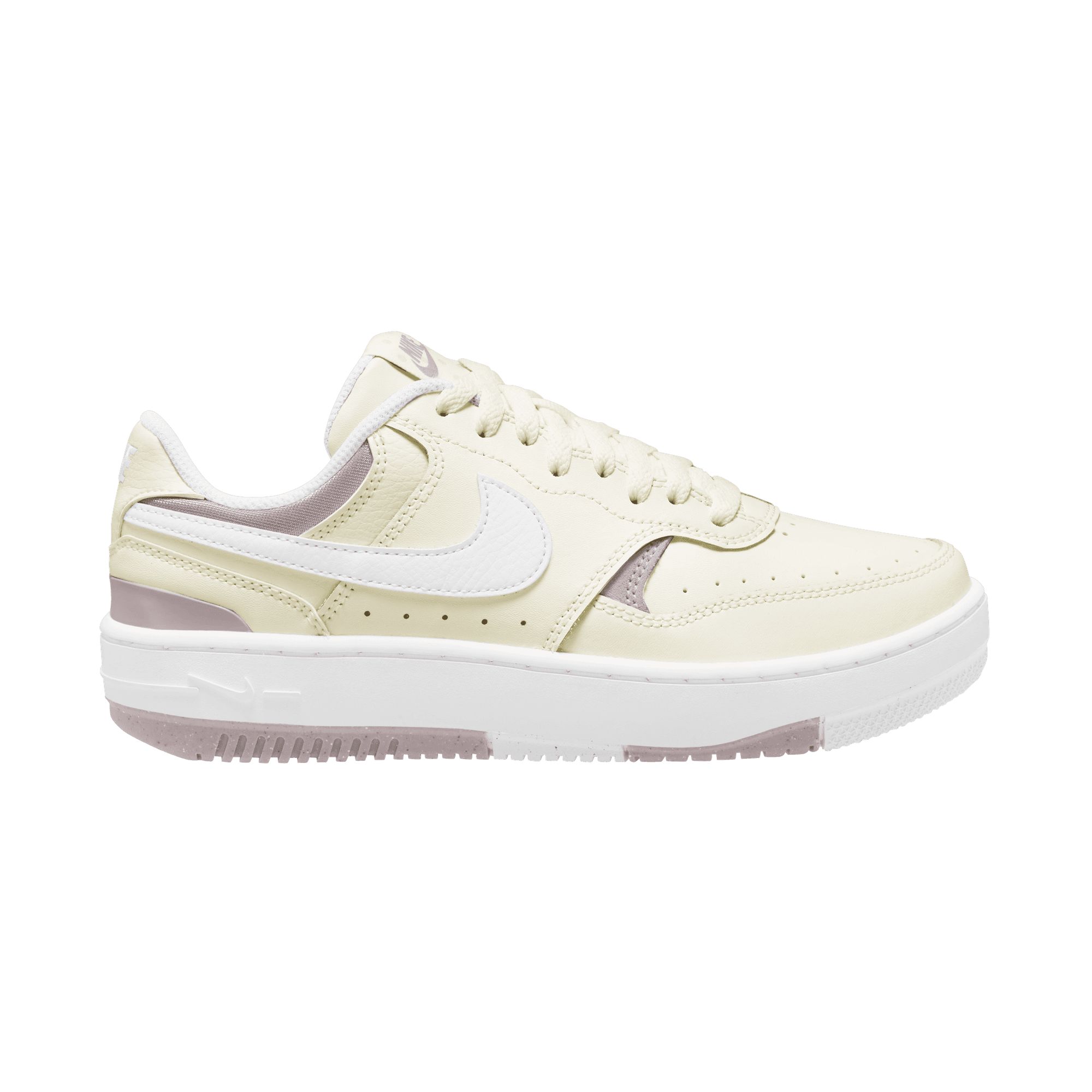 Nike Women's Gamma Force Shoes | SportChek