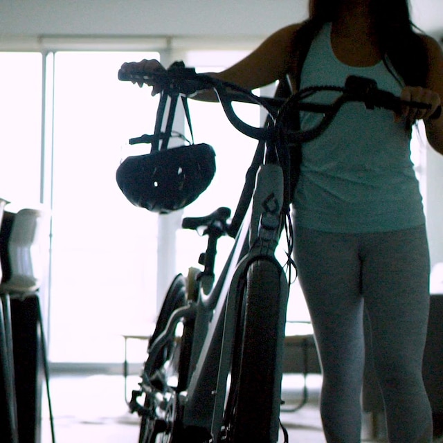 Diamondback Greenway 27.5" Electric Bike, Aluminum Frame, Hydraulic ...